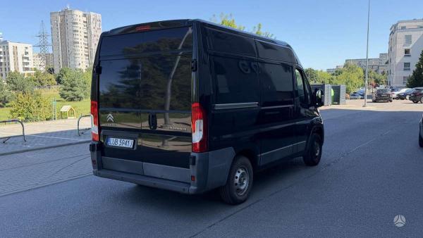 Melns Citroen Jumper 2018 Viļņa, ar dzinēja tilpumu 2.00 L un nobraukumu 147 tūkst. km par 5200 €, foto 6 vietnē AUTOMOTO.COM.LV