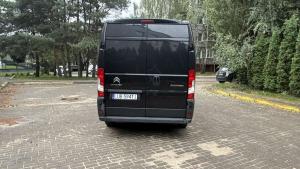 Black Citroen Jumper 2018 in Vilnius, with an engine capacity of 2.00 L and mileage of 147 thousand km for 5150 €, photo 6 on AUTOMOTO.COM.LV