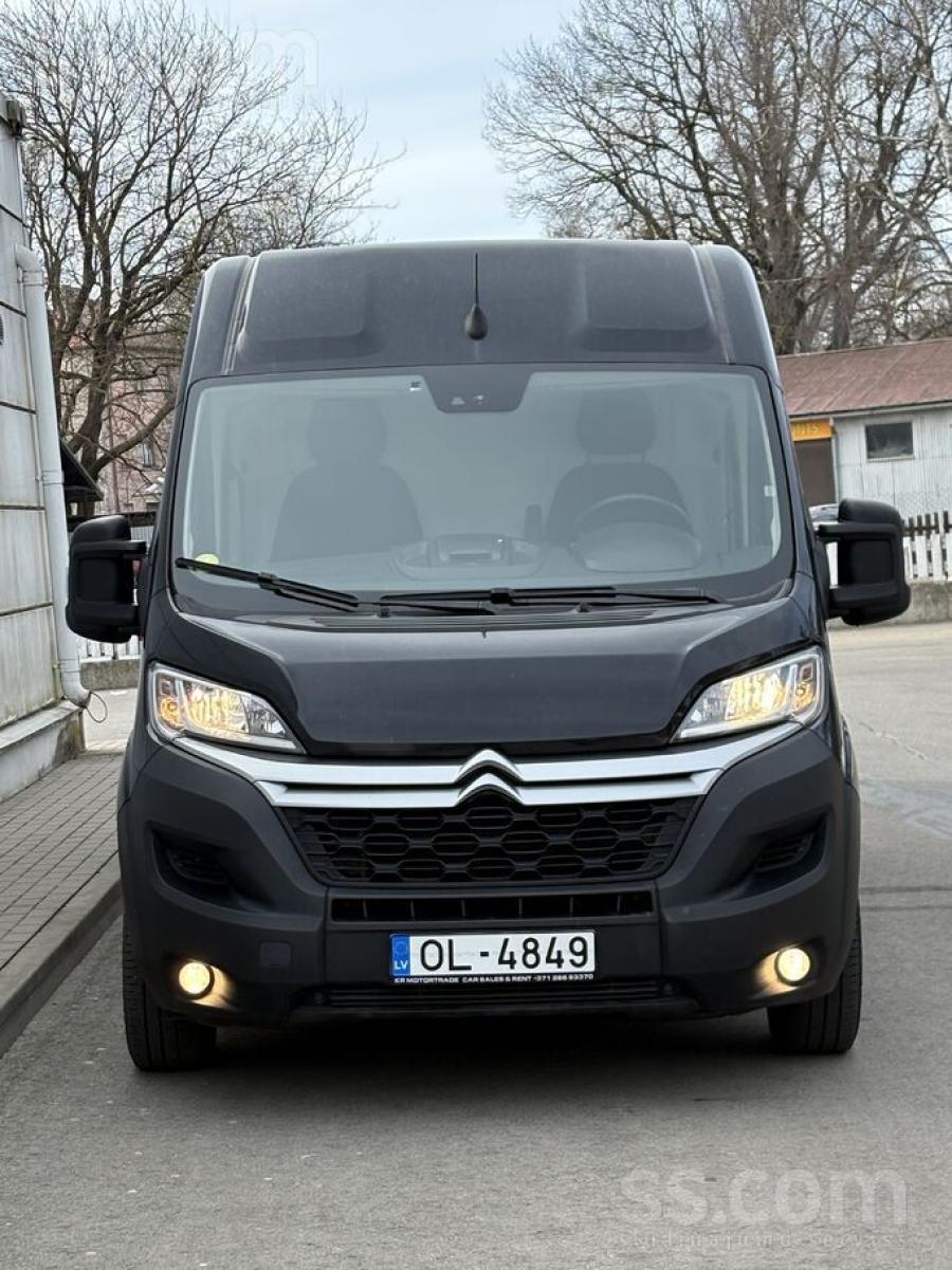 Black Citroen Jumper 2022 in Riga, with an engine capacity of 2.20 L and mileage of 0 thousand km for 12500 €, photo 3 on AUTOMOTO.COM.LV