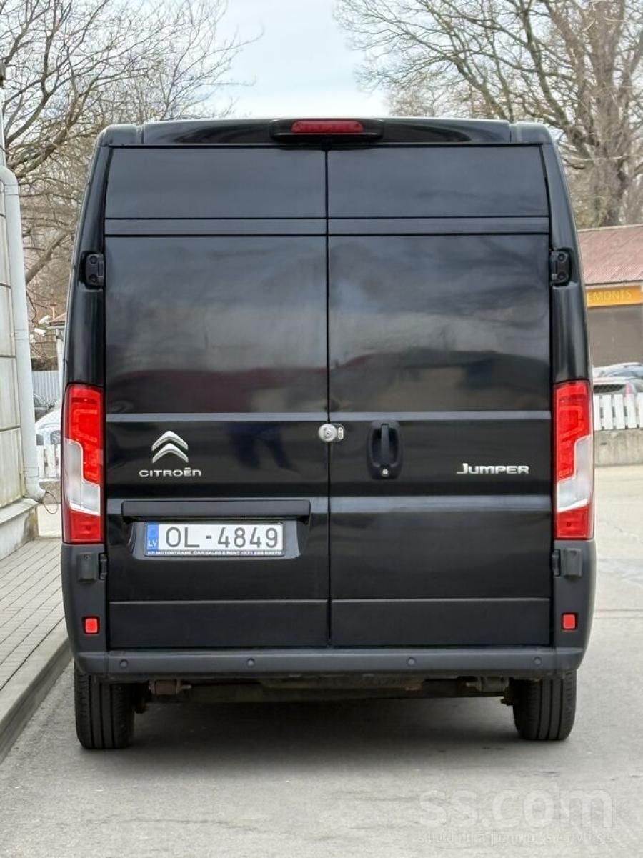 Black Citroen Jumper 2022 in Riga, with an engine capacity of 2.20 L and mileage of 0 thousand km for 12500 €, photo 6 on AUTOMOTO.COM.LV