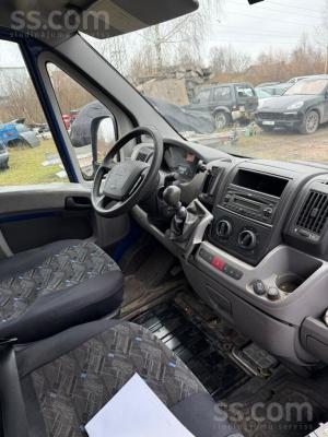 Zils Citroen Jumper 2007 Jelgava, ar dzinēja tilpumu 2.20 L un nobraukumu 347 tūkst. km par 950 €, foto 5 vietnē AUTOMOTO.COM.LV