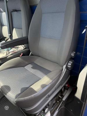 Zils Citroen Jumper 2014 Viļņa, ar dzinēja tilpumu 3.00 L un nobraukumu 440 tūkst. km par 6999 €, foto 16 vietnē AUTOMOTO.COM.LV