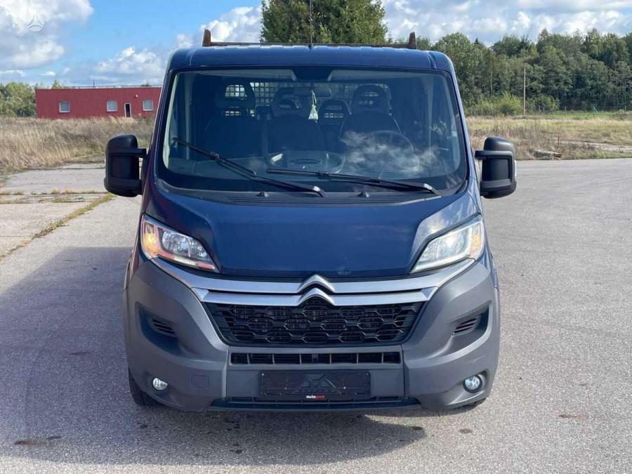 Blue Citroen Jumper 2015 in Ukmerge, with an engine capacity of 2.20 L and mileage of 129 thousand km for 5500 €, photo 2 on AUTOMOTO.COM.LV