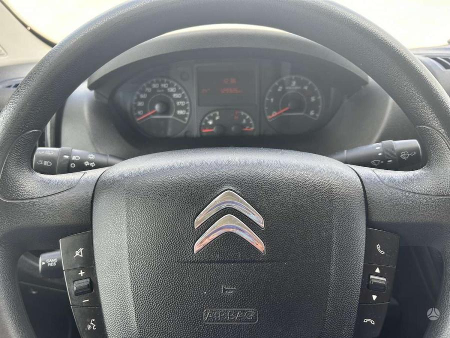 Blue Citroen Jumper 2019 in Vilnius, with an engine capacity of 2.00 L and mileage of 115 thousand km for 15125 €, photo 27 on AUTOMOTO.COM.LV