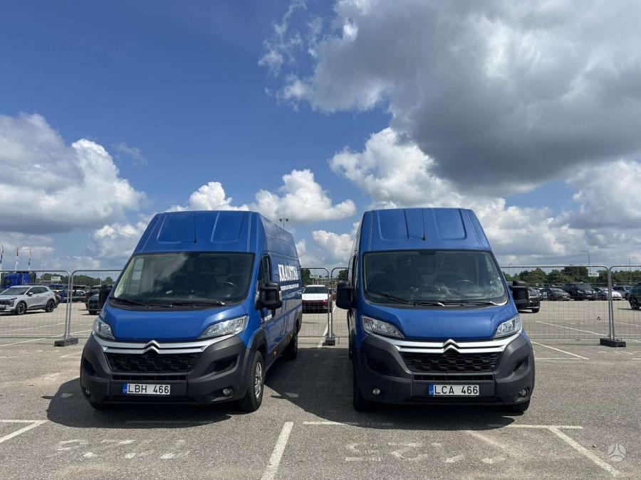 Blue Citroen Jumper 2019 in Vilnius, with an engine capacity of 2.00 L and mileage of 115 thousand km for 15125 €, photo 37 on AUTOMOTO.COM.LV