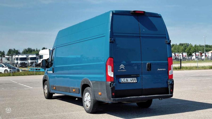 Zils Citroen Jumper 2019 Viļņa, ar dzinēja tilpumu 2.00 L un nobraukumu 115 tūkst. km par 15125 €, foto 10 vietnē AUTOMOTO.COM.LV