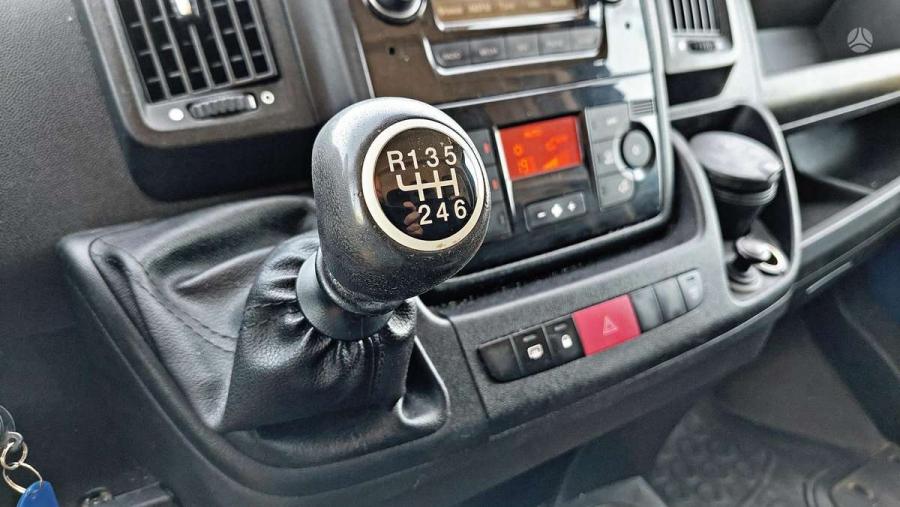 Zils Citroen Jumper 2019 Viļņa, ar dzinēja tilpumu 2.00 L un nobraukumu 115 tūkst. km par 15125 €, foto 17 vietnē AUTOMOTO.COM.LV