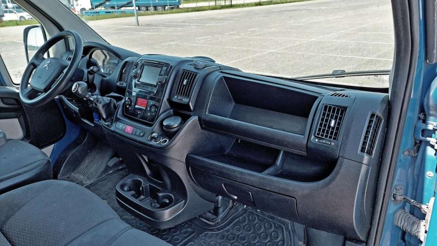 Zils Citroen Jumper 2019 Viļņa, ar dzinēja tilpumu 2.00 L un nobraukumu 115 tūkst. km par 15125 €, foto 25 vietnē AUTOMOTO.COM.LV