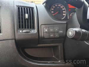 Zils Citroen Jumper 2012 Liepāja, ar dzinēja tilpumu 2.20 L un nobraukumu 154 tūkst. km par 9800 €, foto 18 vietnē AUTOMOTO.COM.LV