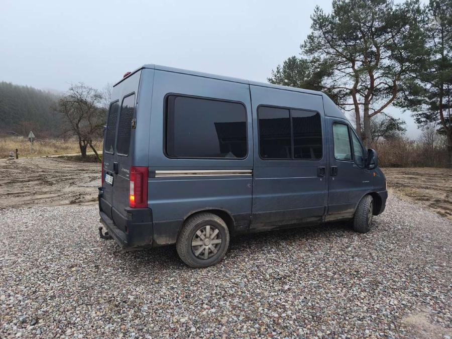 Grey Citroen Jumper 2006 in Klaipeda, with an engine capacity of 2.20 L and mileage of 400 thousand km for 1400 €, photo 4 on AUTOMOTO.COM.LV