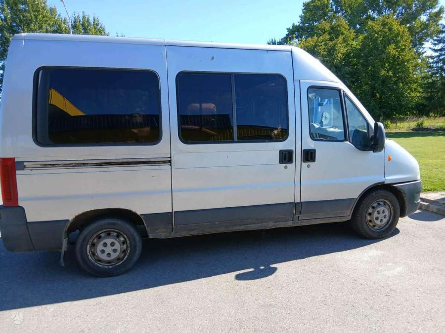 Pelēks Citroen Jumper 2006 Kėdainiai, ar dzinēja tilpumu 2.80 L un nobraukumu 300 tūkst. km par 2700 €, foto 3 vietnē AUTOMOTO.COM.LV