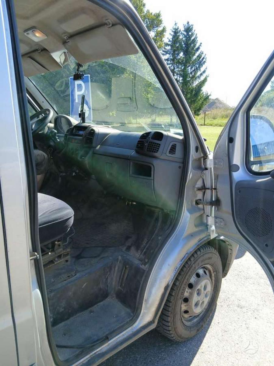 Pelēks Citroen Jumper 2006 Kėdainiai, ar dzinēja tilpumu 2.80 L un nobraukumu 300 tūkst. km par 2700 €, foto 8 vietnē AUTOMOTO.COM.LV