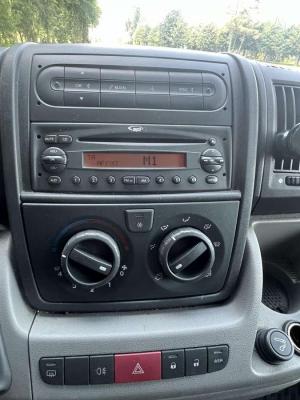 Pelēks Citroen Jumper 2008 Marijampole, ar dzinēja tilpumu 2.20 L un nobraukumu 295 tūkst. km par 3000 €, foto 13 vietnē AUTOMOTO.COM.LV