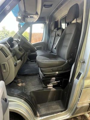 Pelēks Citroen Jumper 2008 Marijampole, ar dzinēja tilpumu 2.20 L un nobraukumu 295 tūkst. km par 3000 €, foto 16 vietnē AUTOMOTO.COM.LV