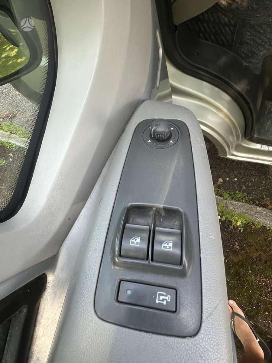 Pelēks Citroen Jumper 2008 Marijampole, ar dzinēja tilpumu 2.20 L un nobraukumu 295 tūkst. km par 3000 €, foto 17 vietnē AUTOMOTO.COM.LV