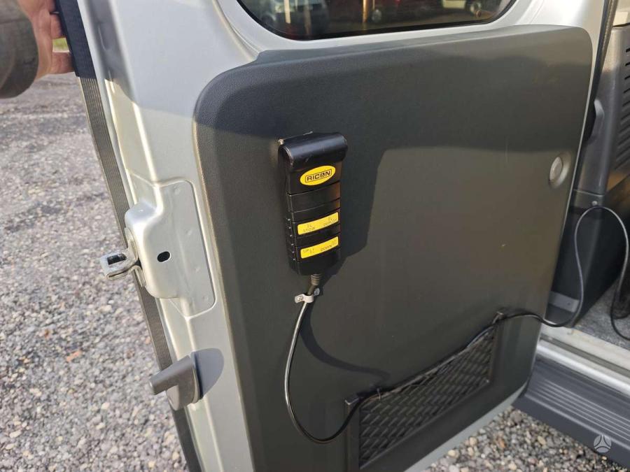 Pelēks Citroen Jumper 2009 Kretinga, ar dzinēja tilpumu 2.20 L un nobraukumu 99 tūkst. km par 7650 €, foto 15 vietnē AUTOMOTO.COM.LV