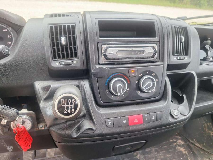 Pelēks Citroen Jumper 2013 Tauragė, ar dzinēja tilpumu 2.20 L un nobraukumu 200 tūkst. km par 6700 €, foto 11 vietnē AUTOMOTO.COM.LV
