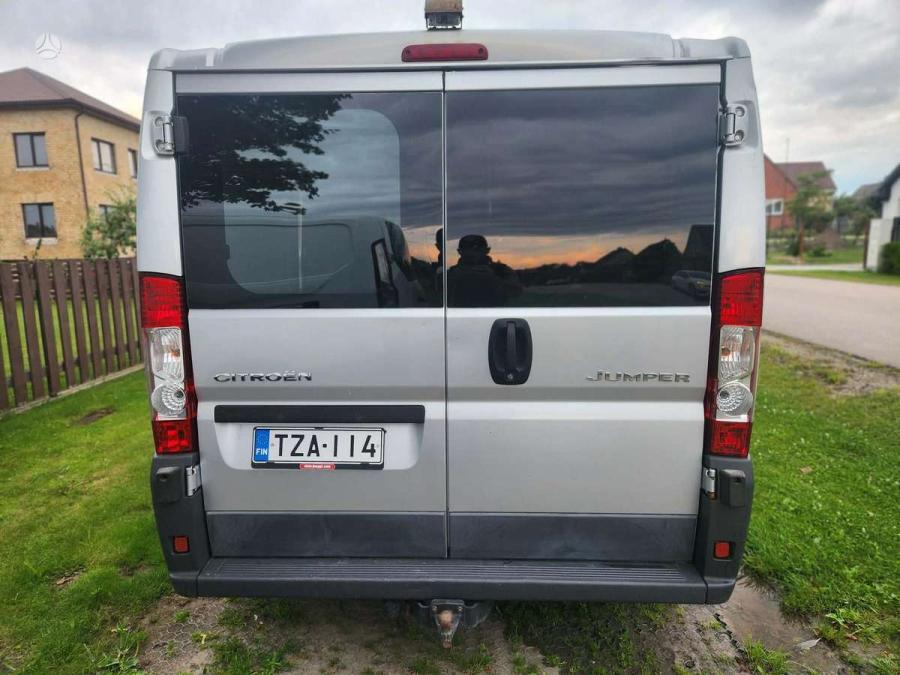 Grey Citroen Jumper 2014 in Siauliai, with an engine capacity of 2.20 L and mileage of 24 thousand km for 4899 €, photo 4 on AUTOMOTO.COM.LV