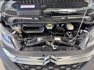 Grey Citroen Jumper 2017 in Radviliskis, with an engine capacity of 2.00 L and mileage of 195 thousand km for 10250 €, photo 24 on AUTOMOTO.COM.LV