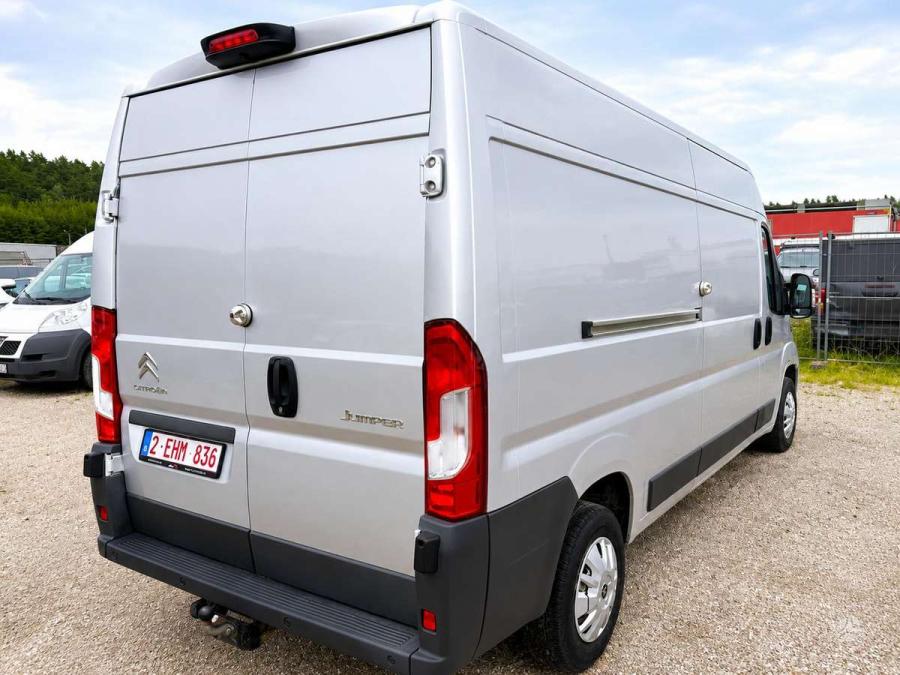 Pelēks Citroen Jumper 2018 Viļņa, ar dzinēja tilpumu 2.00 L un nobraukumu 174 tūkst. km par 10490 €, foto 4 vietnē AUTOMOTO.COM.LV