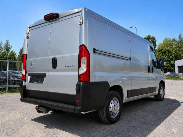 Pelēks Citroen Jumper 2019 Pakruojis, ar dzinēja tilpumu 2.00 L un nobraukumu 82 tūkst. km par 9600 €, foto 4 vietnē AUTOMOTO.COM.LV