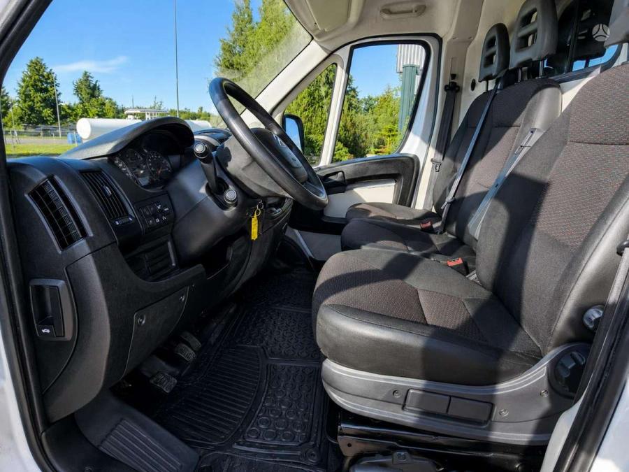 Pelēks Citroen Jumper 2019 Pakruojis, ar dzinēja tilpumu 2.00 L un nobraukumu 82 tūkst. km par 9600 €, foto 9 vietnē AUTOMOTO.COM.LV