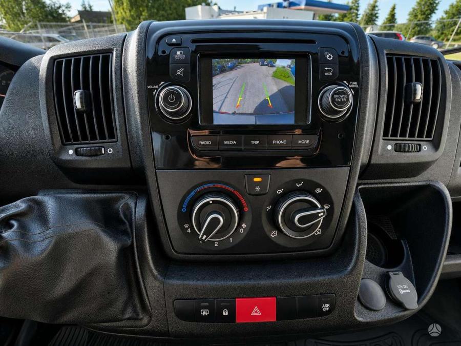 Pelēks Citroen Jumper 2019 Pakruojis, ar dzinēja tilpumu 2.00 L un nobraukumu 82 tūkst. km par 9600 €, foto 10 vietnē AUTOMOTO.COM.LV