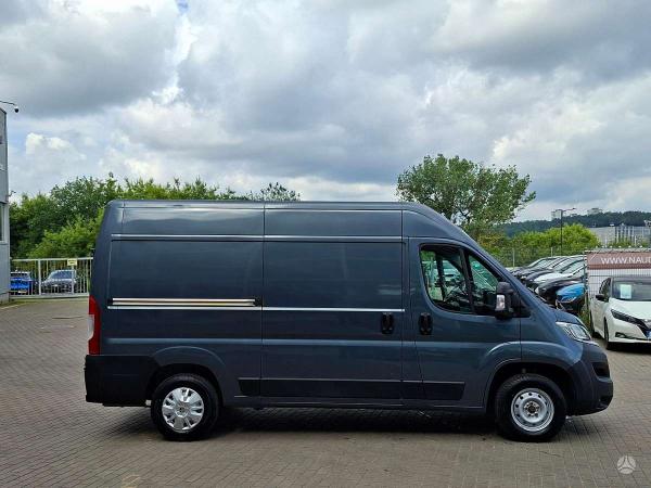 Pelēks Citroen Jumper 2021 Viļņa, ar dzinēja tilpumu 2.18 L un nobraukumu 66 tūkst. km par 16900 €, foto 5 vietnē AUTOMOTO.COM.LV