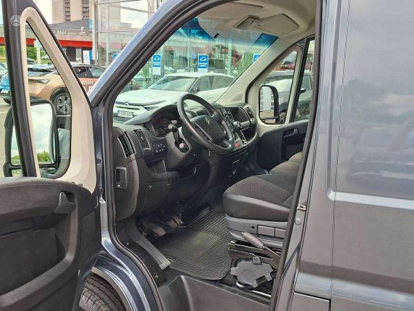 Pelēks Citroen Jumper 2021 Viļņa, ar dzinēja tilpumu 2.18 L un nobraukumu 66 tūkst. km par 16900 €, foto 7 vietnē AUTOMOTO.COM.LV