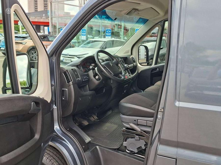 Pelēks Citroen Jumper 2021 Viļņa, ar dzinēja tilpumu 2.18 L un nobraukumu 66 tūkst. km par 16900 €, foto 8 vietnē AUTOMOTO.COM.LV