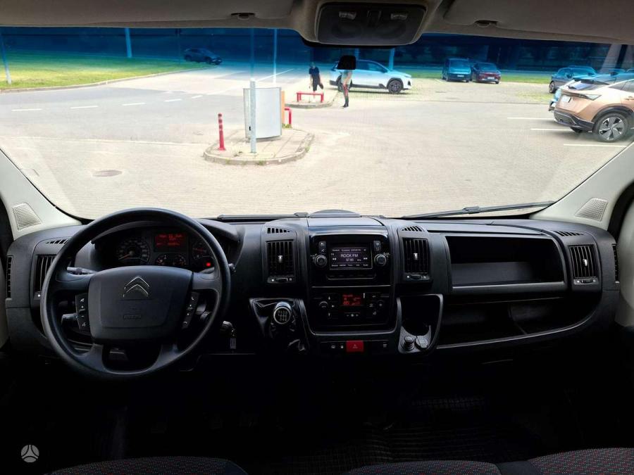 Pelēks Citroen Jumper 2021 Viļņa, ar dzinēja tilpumu 2.18 L un nobraukumu 66 tūkst. km par 16900 €, foto 9 vietnē AUTOMOTO.COM.LV