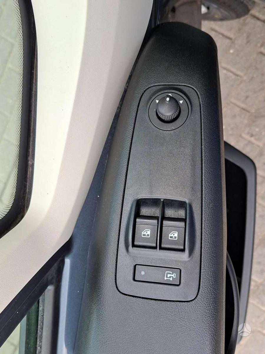 Pelēks Citroen Jumper 2021 Viļņa, ar dzinēja tilpumu 2.18 L un nobraukumu 66 tūkst. km par 16900 €, foto 12 vietnē AUTOMOTO.COM.LV