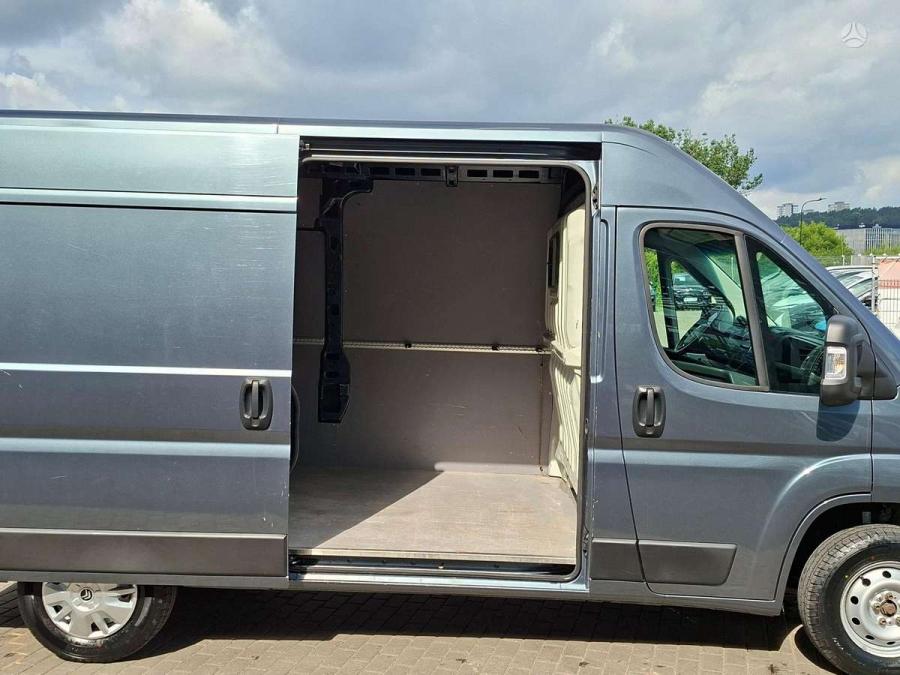 Pelēks Citroen Jumper 2021 Viļņa, ar dzinēja tilpumu 2.18 L un nobraukumu 66 tūkst. km par 16900 €, foto 21 vietnē AUTOMOTO.COM.LV