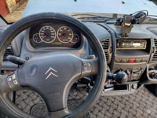 Pelēks Citroen Jumper 2004 Kauņa, ar dzinēja tilpumu 2.18 L un nobraukumu 487 tūkst. km par 2300 €, foto 5 vietnē AUTOMOTO.COM.LV