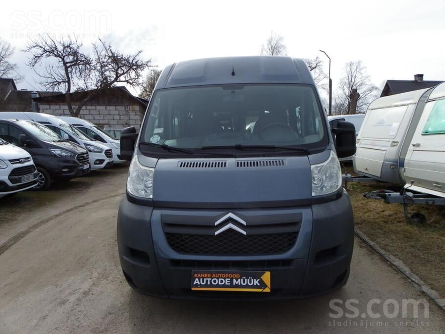 Grey Citroen Jumper 2011 in Valka, with an engine capacity of 2.20 L and mileage of 170 thousand km for 8900 €, photo 4 on AUTOMOTO.COM.LV