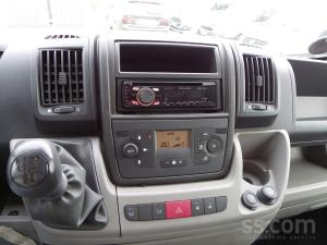 Grey Citroen Jumper 2011 in Valka, with an engine capacity of 2.20 L and mileage of 170 thousand km for 8900 €, photo 12 on AUTOMOTO.COM.LV