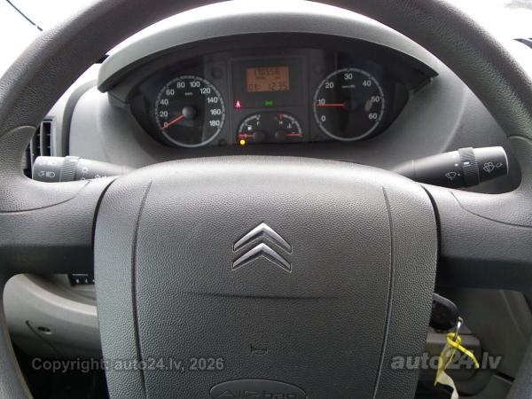Grey Citroen Jumper 2011 in Valga, with an engine capacity of 2.20 L and mileage of 170 thousand km for 8900 €, photo 8 on AUTOMOTO.COM.LV