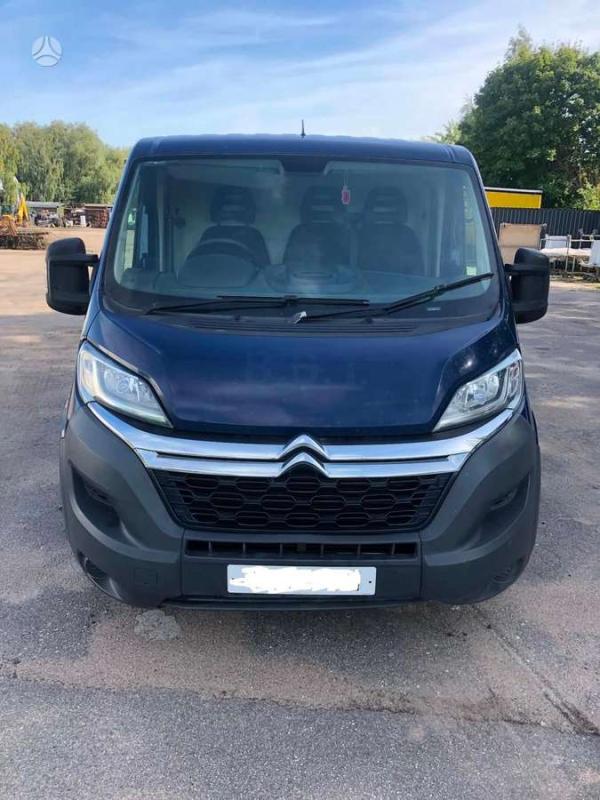 Citroen Jumper 2016 in Kaunas, with an engine capacity of 2.20 L and mileage of 148 thousand km for 2999 €, photo 3 on AUTOMOTO.COM.LV