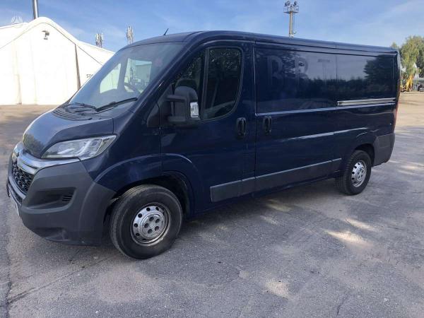 Citroen Jumper 2016 in Kaunas, with an engine capacity of 2.20 L and mileage of 148 thousand km for 2999 €, photo 5 on AUTOMOTO.COM.LV