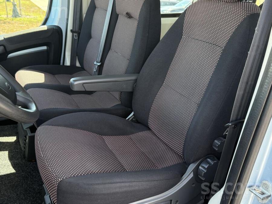 Citroen Jumper 2012 Liepāja, ar dzinēja tilpumu 2.20 L un nobraukumu 150 tūkst. km par 11500 €, foto 24 vietnē AUTOMOTO.COM.LV