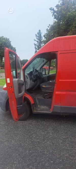 Sarkans Citroen Jumper 2007 Jonava, ar dzinēja tilpumu 3.00 L un nobraukumu 440 tūkst. km par 3570 €, foto 11 vietnē AUTOMOTO.COM.LV