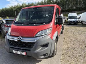 Red Citroen Jumper 2015 in Vilnius, with an engine capacity of 2.20 L and mileage of 285 thousand km for 6200 €, photo 4 on AUTOMOTO.COM.LV