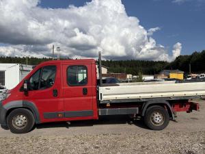 Red Citroen Jumper 2015 in Vilnius, with an engine capacity of 2.20 L and mileage of 285 thousand km for 6200 €, photo 5 on AUTOMOTO.COM.LV