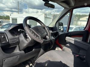 Red Citroen Jumper 2015 in Vilnius, with an engine capacity of 2.20 L and mileage of 285 thousand km for 6200 €, photo 11 on AUTOMOTO.COM.LV