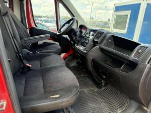 Red Citroen Jumper 2015 in Vilnius, with an engine capacity of 2.20 L and mileage of 285 thousand km for 6200 €, photo 18 on AUTOMOTO.COM.LV
