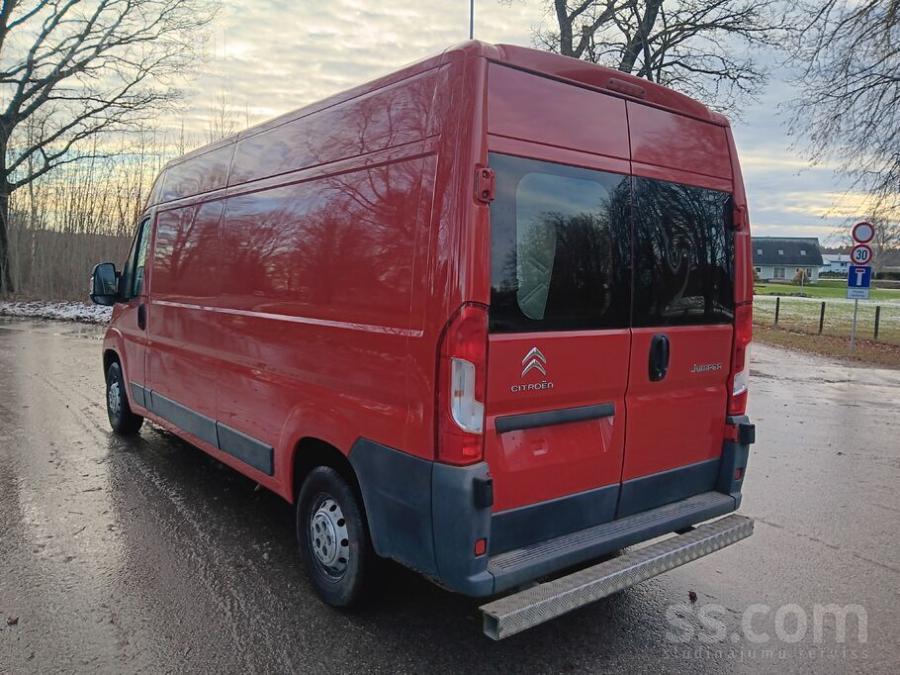Red Citroen Jumper 2016 in Ogre, with an engine capacity of 2.20 L and mileage of 0 thousand km for 9000 €, photo 3 on AUTOMOTO.COM.LV