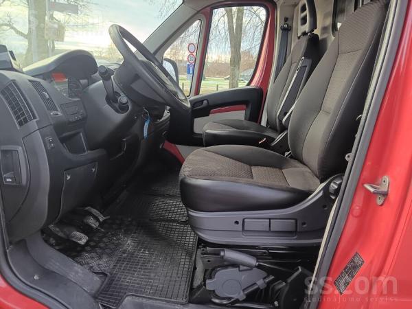 Red Citroen Jumper 2016 in Ogre, with an engine capacity of 2.20 L and mileage of 0 thousand km for 9000 €, photo 9 on AUTOMOTO.COM.LV