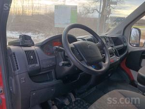 Red Citroen Jumper 2016 in Ogre, with an engine capacity of 2.20 L and mileage of 0 thousand km for 9000 €, photo 11 on AUTOMOTO.COM.LV