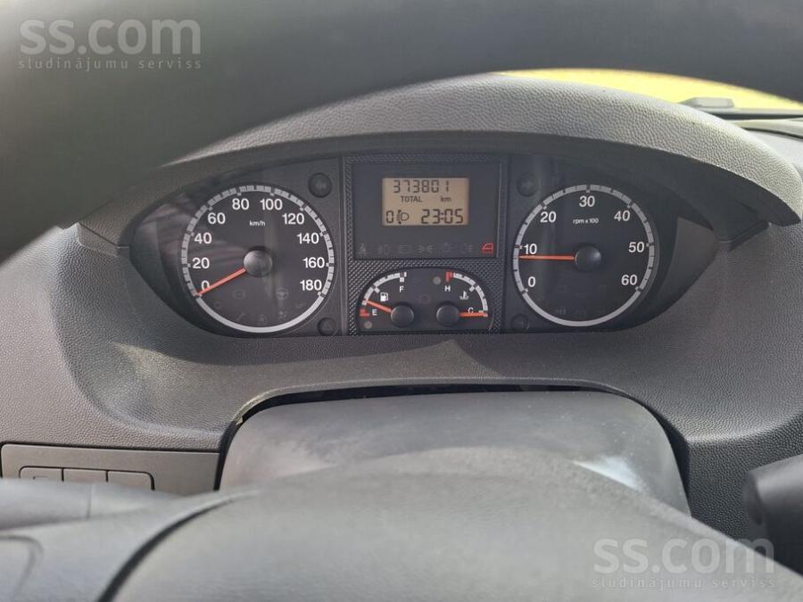 Sarkans Citroen Jumper 2008 Daugavpils, ar dzinēja tilpumu 2.20 L un nobraukumu 373 tūkst. km par 6000 €, foto 11 vietnē AUTOMOTO.COM.LV