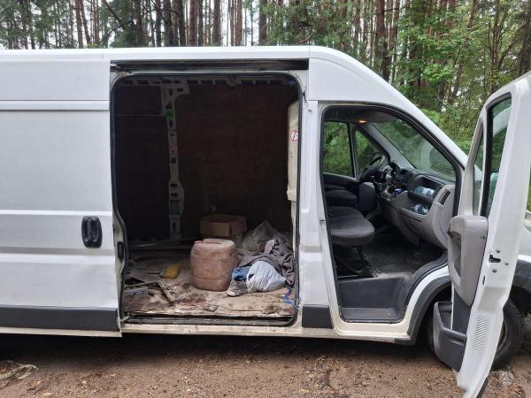 Balts Citroen Jumper 2007 Viļņa, ar dzinēja tilpumu 2.20 L un nobraukumu 380 tūkst. km par 2950 €, foto 6 vietnē AUTOMOTO.COM.LV